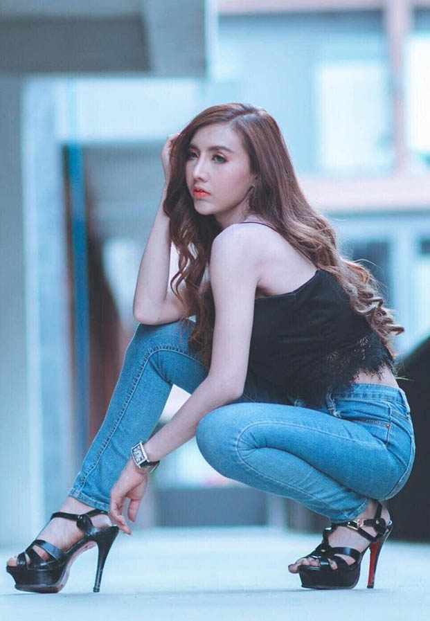 เปิดวาร์ป Arissara Chaidech เน็ตไอดอลสาวสุดฮอต ดีกรีนางแบบสาวสวย